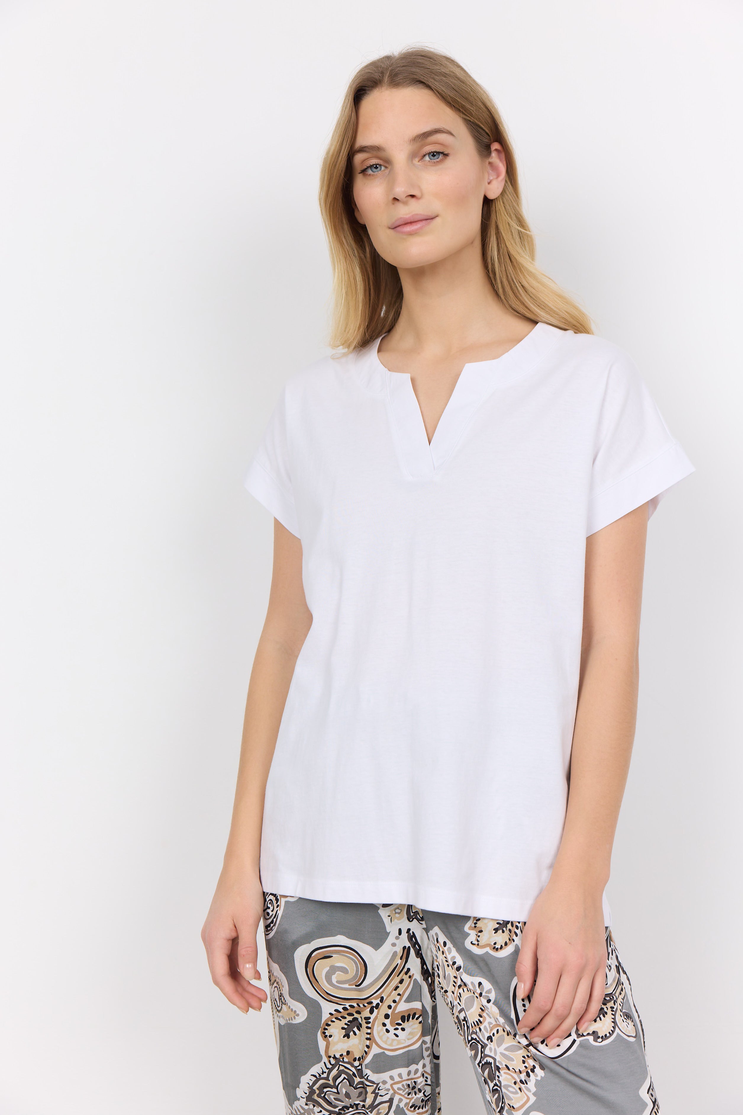 SC - Derby T-Shirt 27 - White – cissie&b